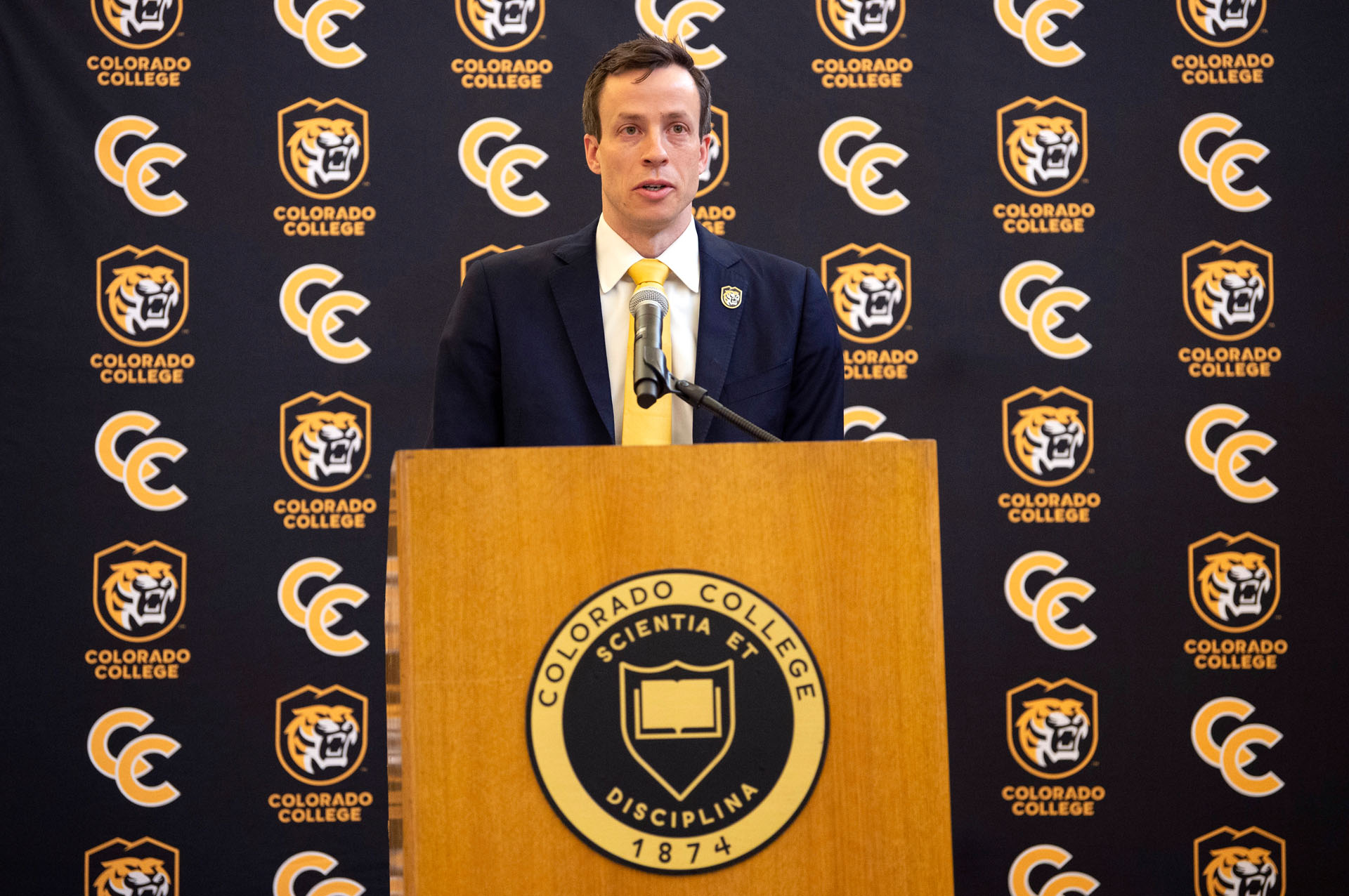 Kris Mayotte Named Head Hockey Coach at Colorado College | Bulletin